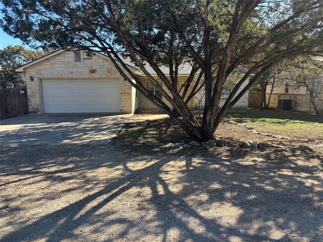 3 Huckleberry Ln, Wimberley, TX 78676 - House Rental in Wimberley, TX ...
