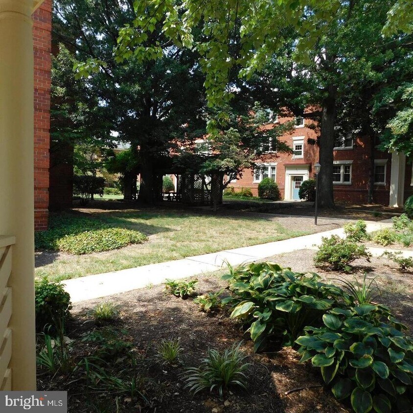 525 Bashford Ln Unit 2, Alexandria, VA 22314 - Room for Rent in ...