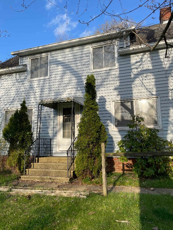 1507 Sheffield Rd, South Euclid, OH 44121 | Apartments.com