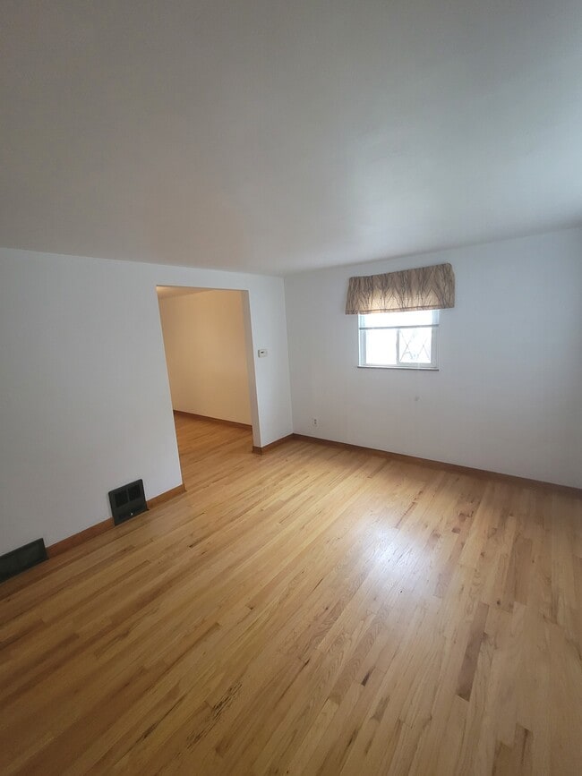 3611 Mount Troy Rd, Pittsburgh, PA 15212 - Townhome Rentals in ...