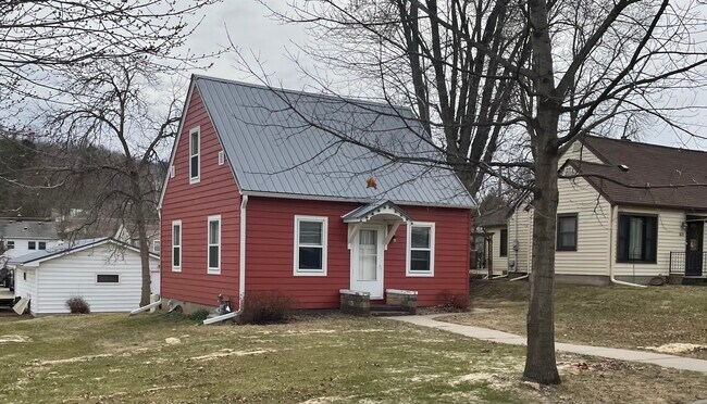 607 Hawthorn St, Red Wing, MN 55066 - House Rental in Red Wing, MN ...
