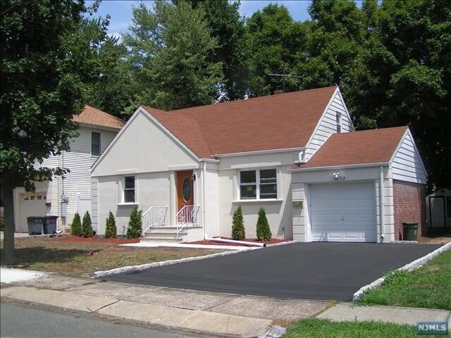 15-39-39 Elmary Pl, Fair Lawn, NJ 07410 - House Rental in Fair Lawn, NJ ...