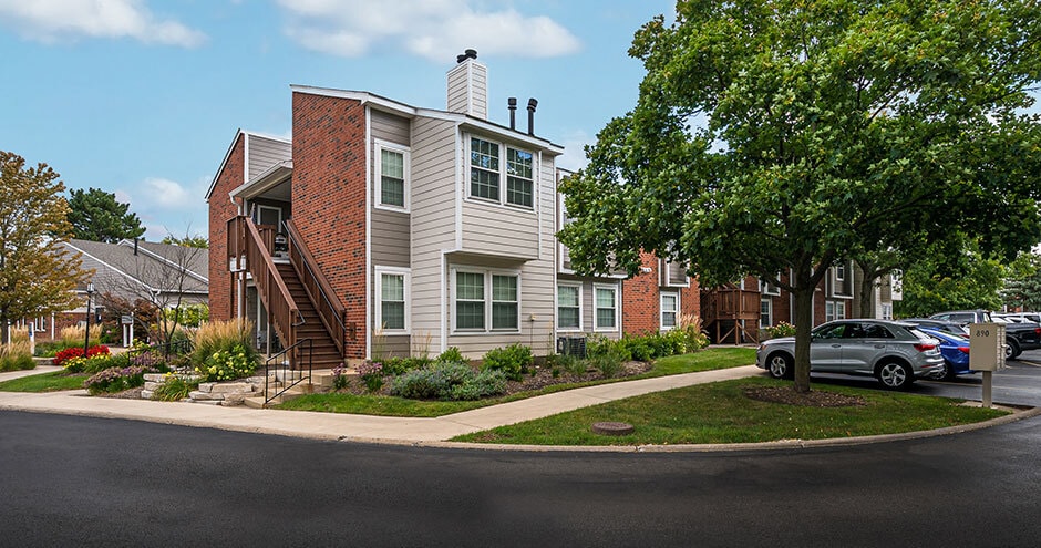 Windscape of Naperville Apartments - 896 Benedetti Dr Naperville, IL ...
