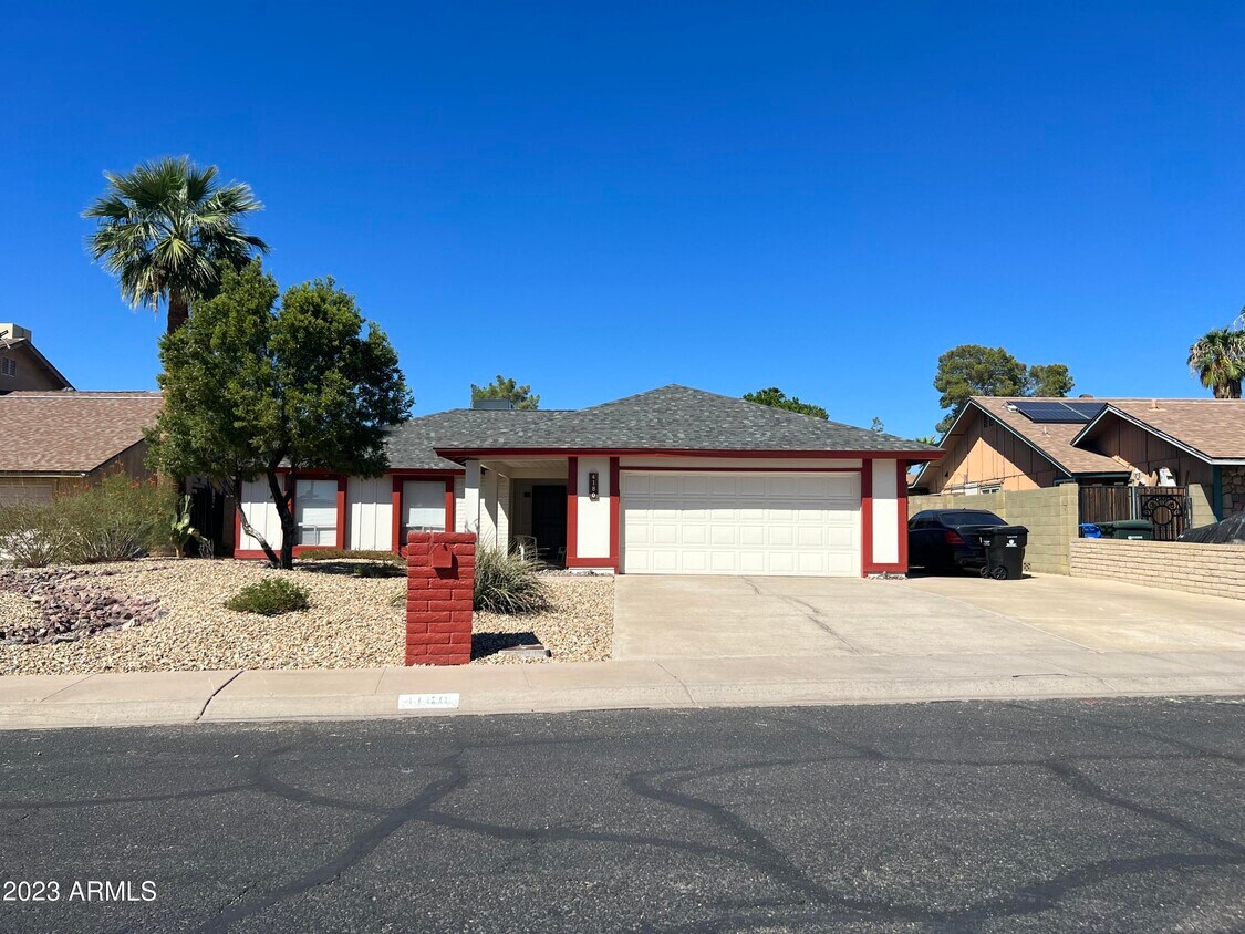 4180 W Gelding Dr, Phoenix, AZ 85053 - House Rental in Phoenix, AZ ...