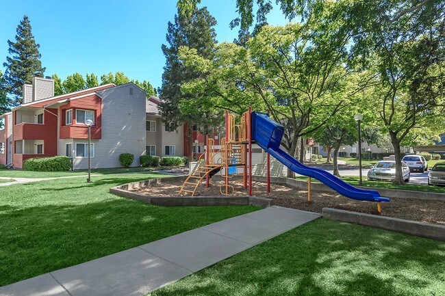 Redwood Square Apartments Apartments - Sacramento, CA | Apartments.com