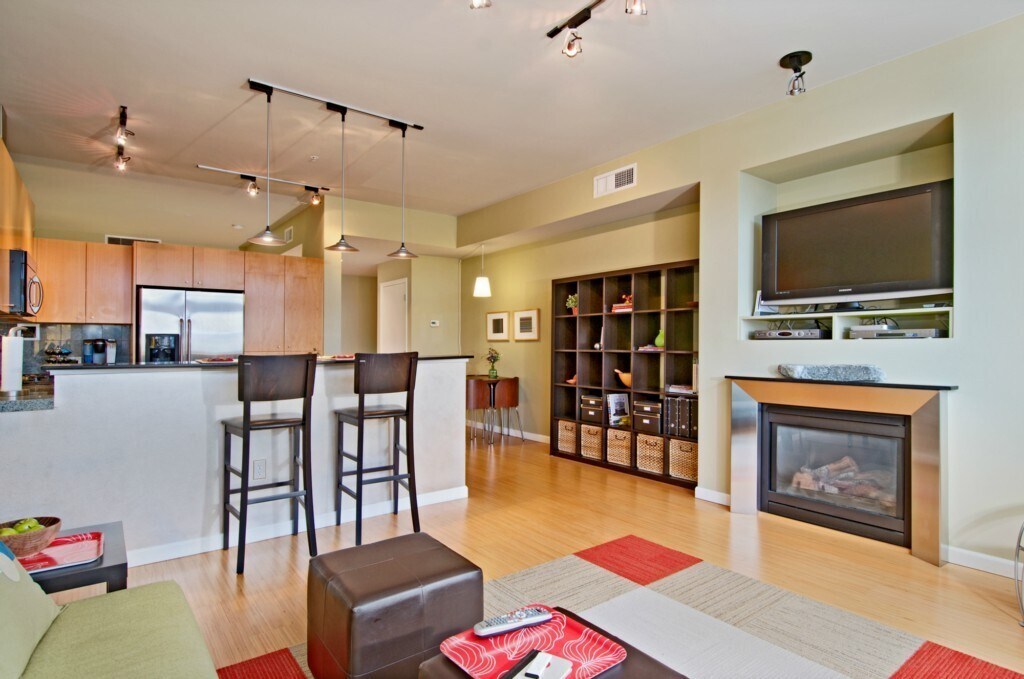 17 W Mercer St Unit #308, Seattle, WA 98119 - Condo for Rent in Seattle ...