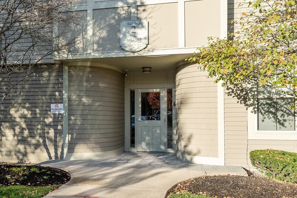 2 Harvest Dr Unit 312, North Andover, MA 01845 - Condo for Rent in ...