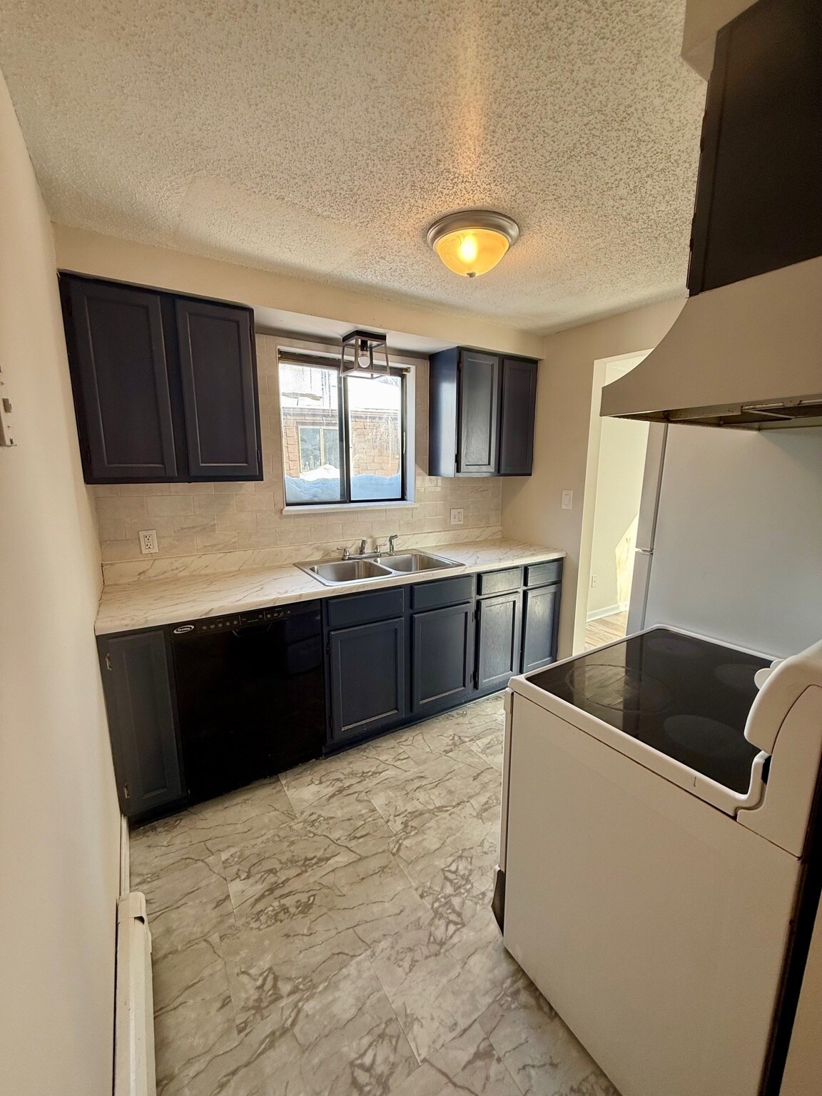 156 Melrose St Unit 4, Buffalo, NY 14210 - 156 Melrose St Buffalo, NY ...