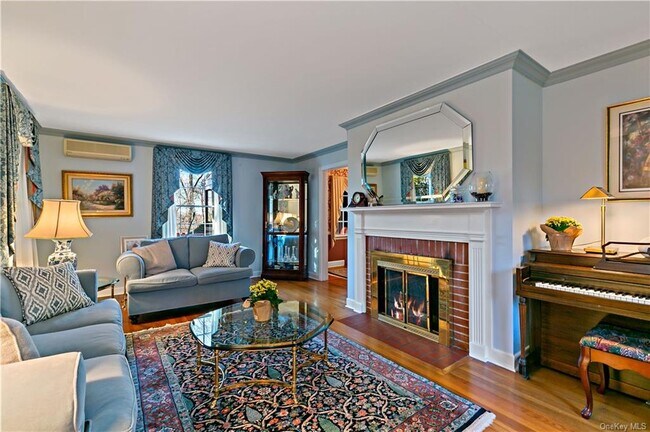 1050 Knollwood Rd, White Plains, NY 10603 | Apartments.com