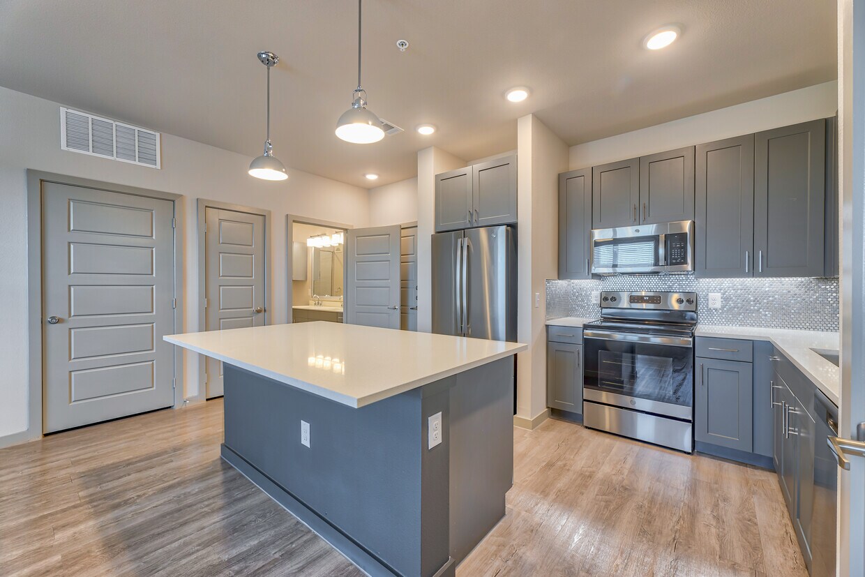 One90 Gateway - Apartments in Plano, TX | Apartments.com