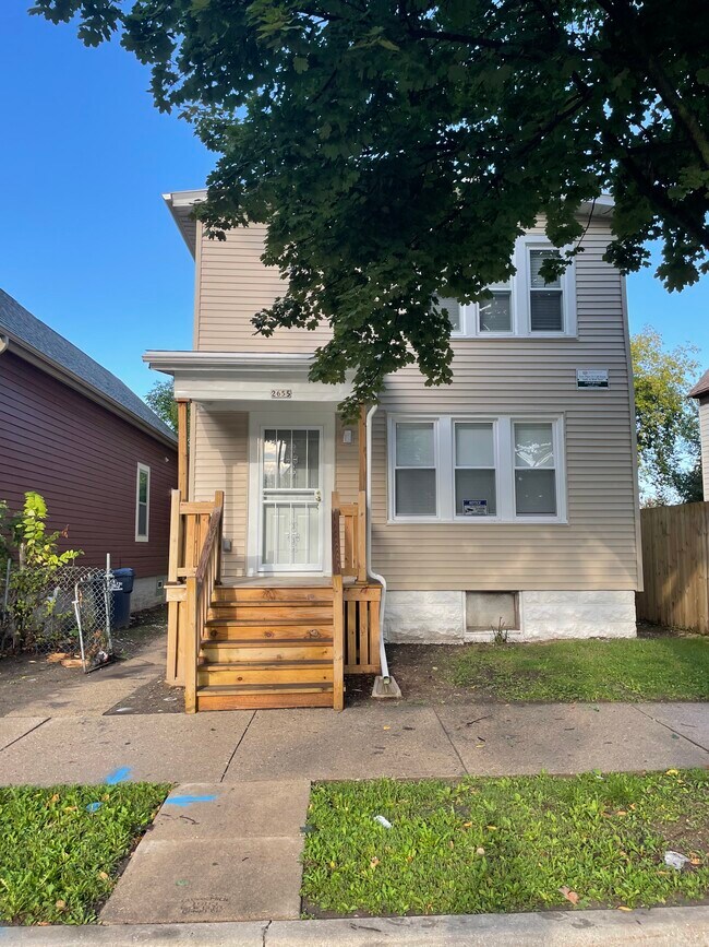 2655 N 15th St, Milwaukee, WI 53206 - Apartments in Milwaukee, WI ...