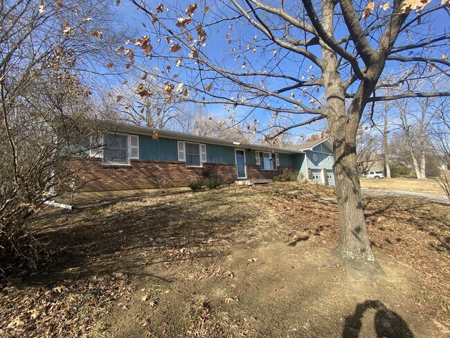 1913 Jenny Wren Rd, Lawrence, KS 66047 - House Rental in Lawrence, KS ...