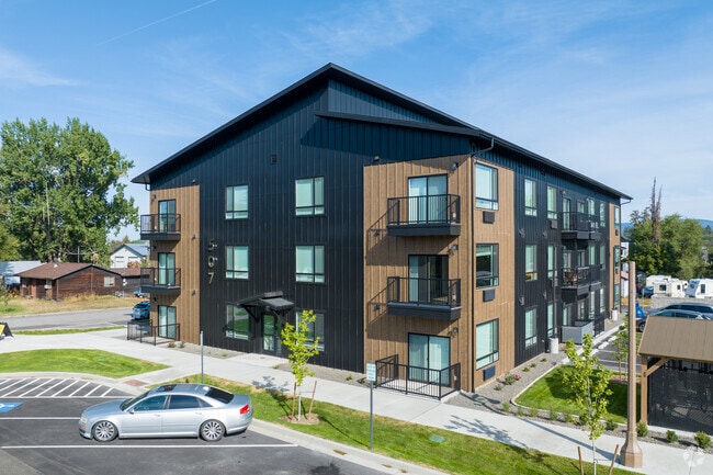 Post Star Apartments For Rent