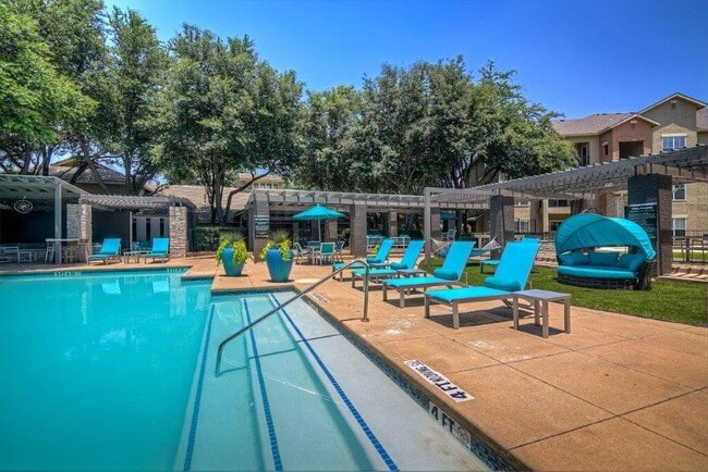 Essence North Dallas Apartments - 4200 Horizon North Pky Dallas, TX ...