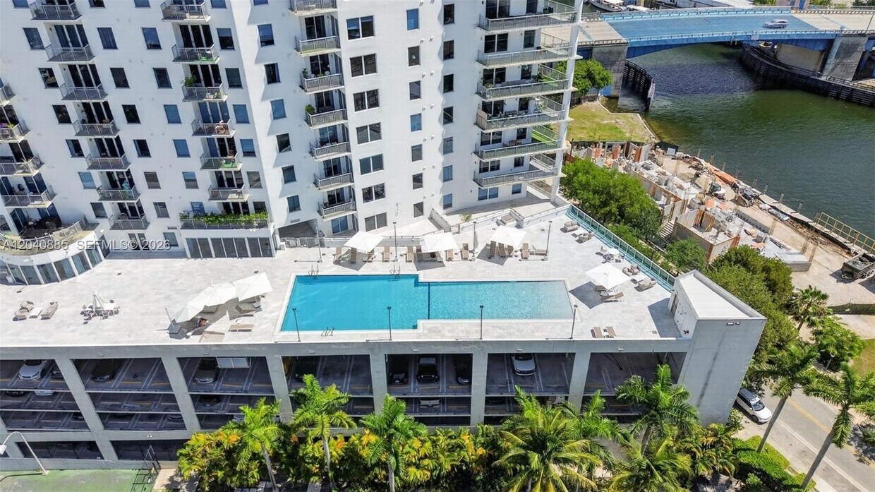 10 Sw South River Dr Unit 1005, Miami, FL 33130 - Room for Rent in ...