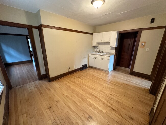 3816-3818 Dr. William Finlayson St, Milwaukee, WI 53212 | Apartments.com
