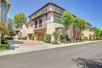 Strathmore Apartments for Rent with a Swimming Pool - Rancho Cucamonga ...