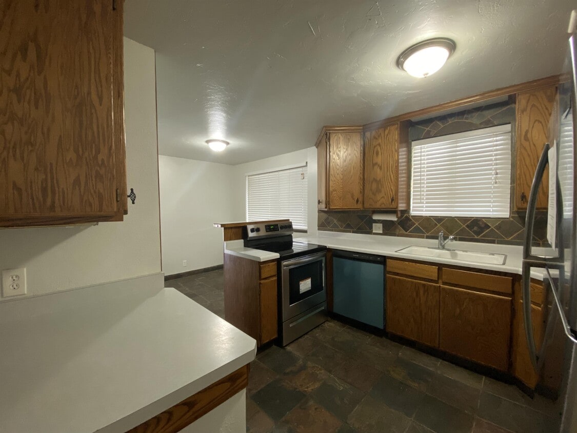 189 Tennyson Ave, Sandy, UT 84070 - House Rental in Sandy, UT ...