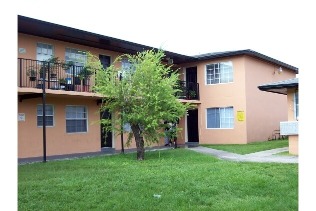Homestead Gardens Rentals - Homestead, FL | Apartments.com