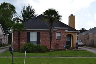 Country Ridge Apartments for Rent with Washer & Dryer - Baton Rouge, LA ...