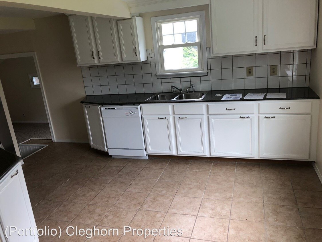 102 Van Mara Dr, Syracuse, NY 13212 - House Rental in Syracuse, NY | Apartments.com