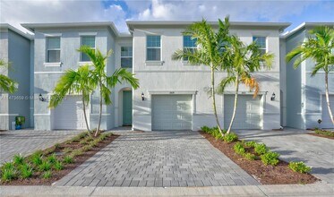 Cedar Pointe Villages Townhouses for Rent - Stuart, FL