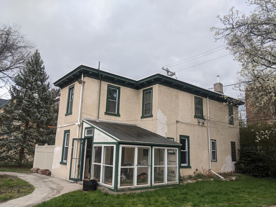 215 W Pastorius St, Philadelphia, PA 19144 - House Rental in ...