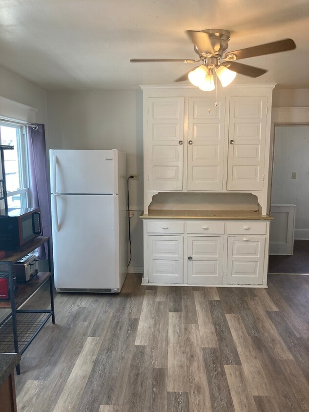 817 Hess Ave Unit up, Erie, PA 16503 - 817 Hess Ave Erie, PA 16503 ...