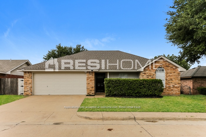 421 Mara Ln, Red Oak, TX 75154 | Apartments.com