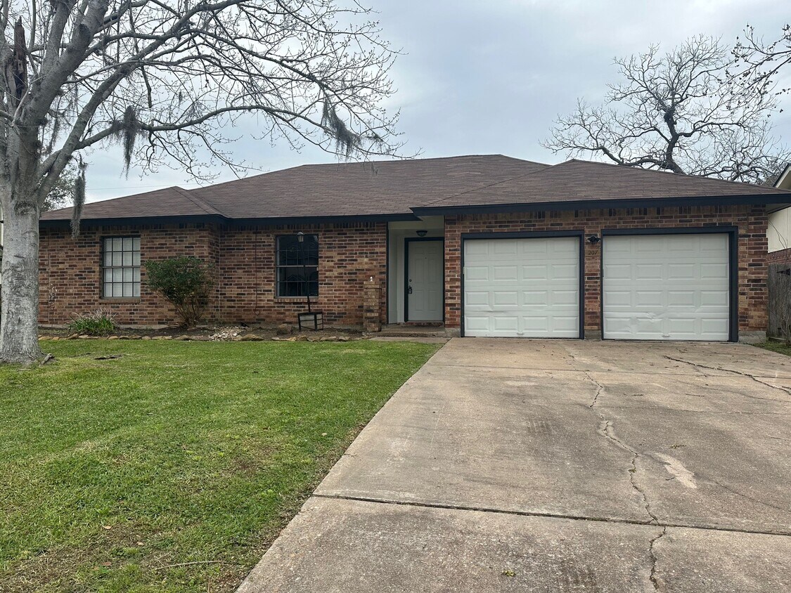 207 Sugar Cane Trce, Lake Jackson, TX 77566 - House Rental in Lake ...