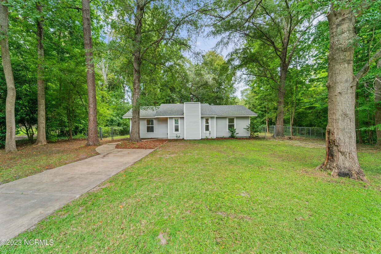 207 Autumn Cir, Jacksonville, NC 28540 - House Rental in Jacksonville ...