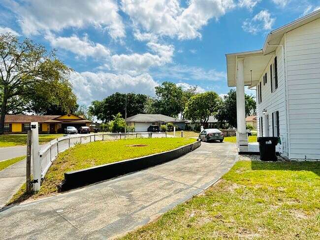 1150 Lake Blanche Dr, Orlando, FL 32808 - House Rental in Orlando, FL ...