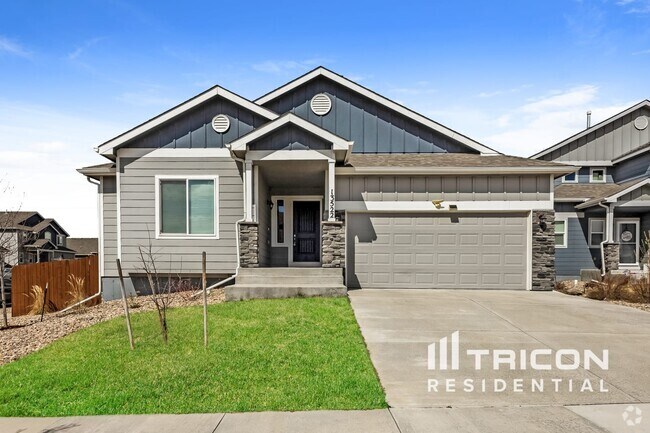 Eastridge at Meridian Ranch Apartments for Rent with a Swimming Pool ...