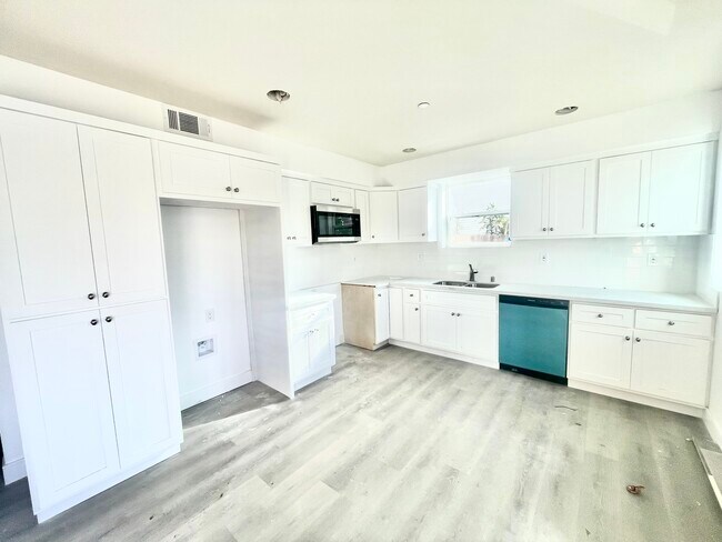 1269 W 36th St, Los Angeles, CA 90007 - Apartments in Los Angeles, CA ...