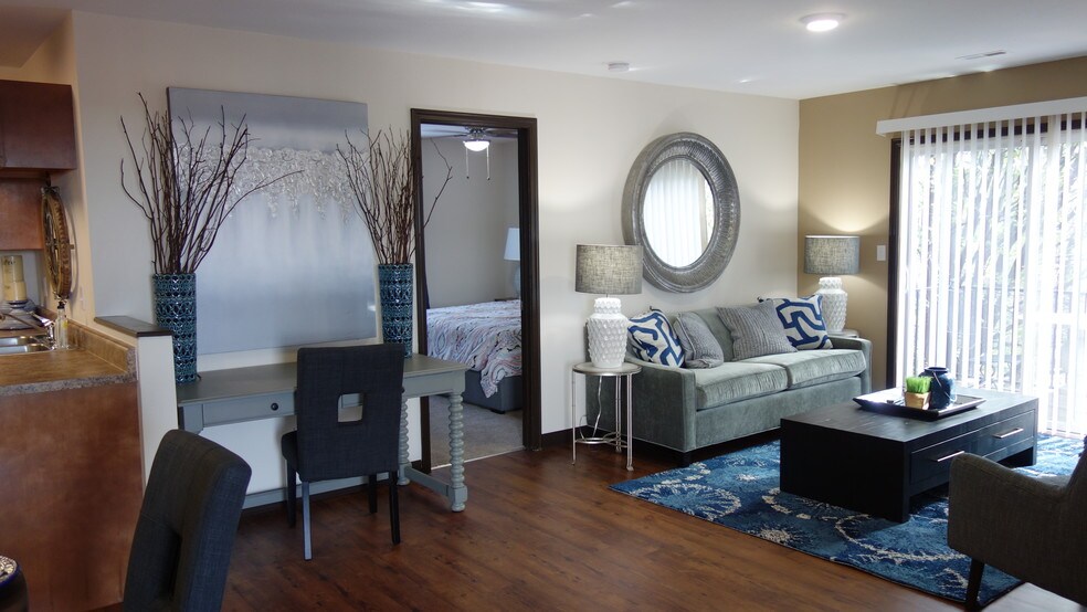 Element Communities Downtown Columbia - Hi... - 1221-1224 E Walnut St ...