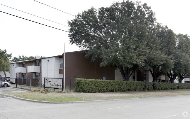 Pleasant Grove - Dallas, TX: Neighborhood Guide | Apartments.com