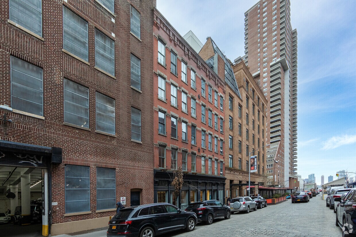 64 North Moore St, New York, NY 10013 - 64 North Moore St New York, NY ...