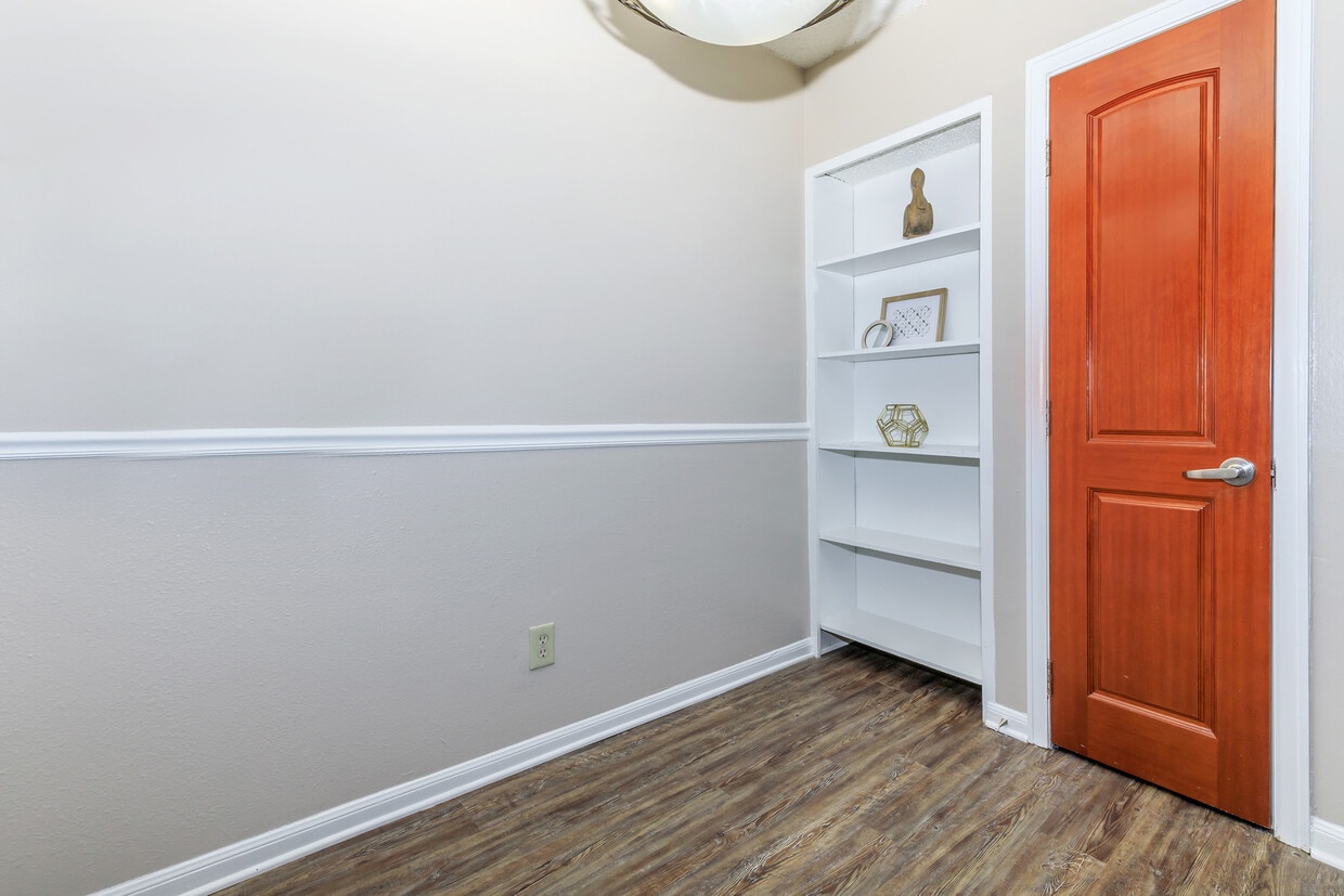 Grove At Plantation - 211 Republic Ave Lafayette, LA 70508 | Apartments.com