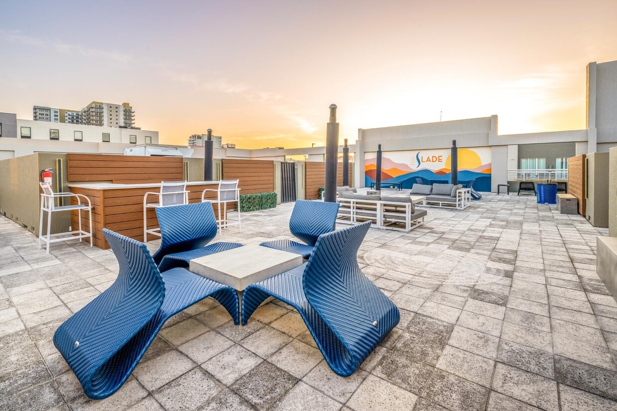 The Slade at Channelside - 1190 E Washington St Tampa, FL 33602 ...