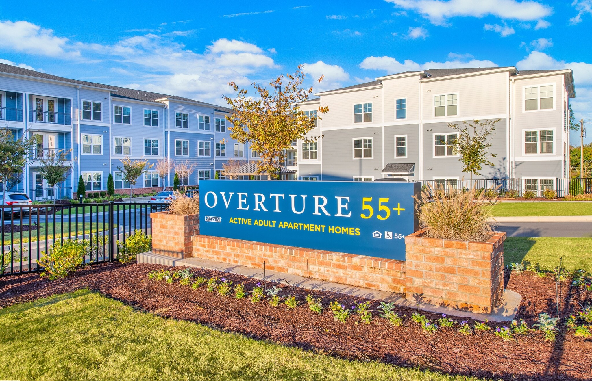 Overture Centennial 55+ Active Adult Apartment Homes - 600 Bilyeu St ...