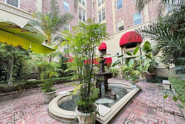 3192 W 7th St, Los Angeles, CA 90005 - Condo for Rent in Los Angeles ...