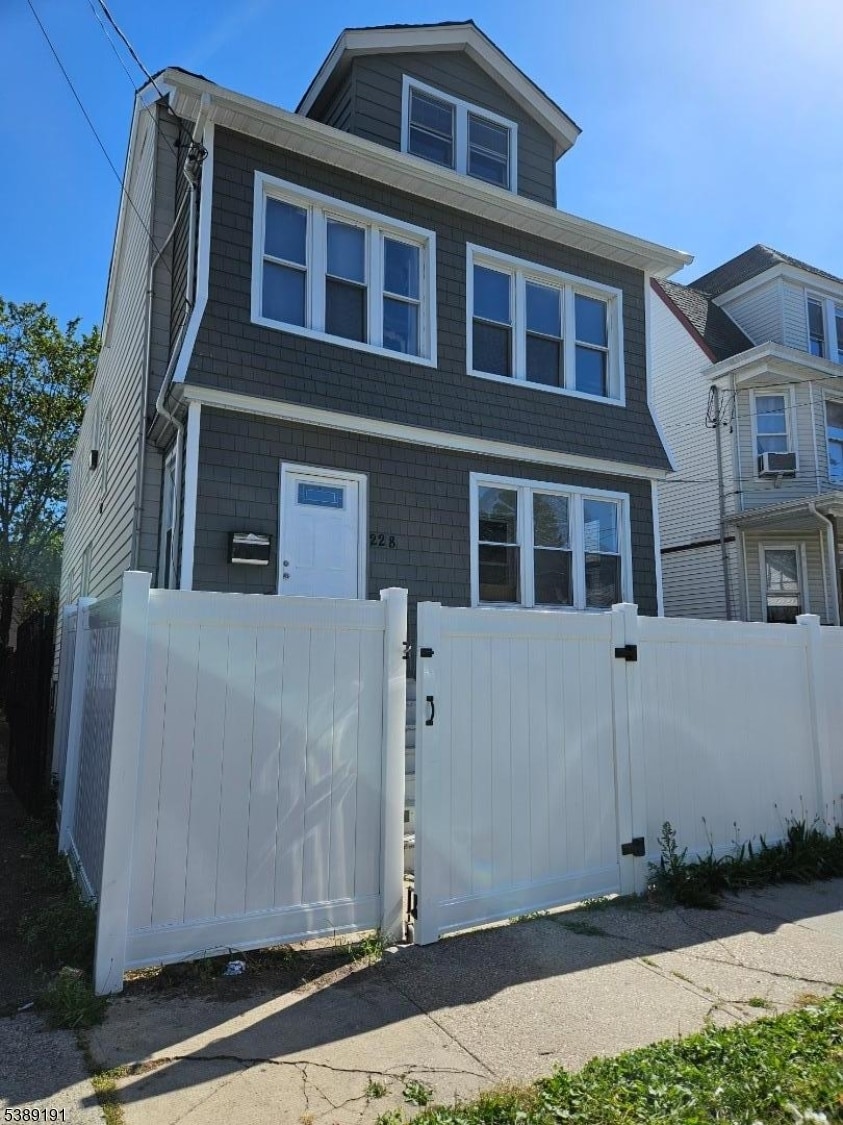 228 West End Ave, Newark, NJ 07106 - House Rental in Newark, NJ ...