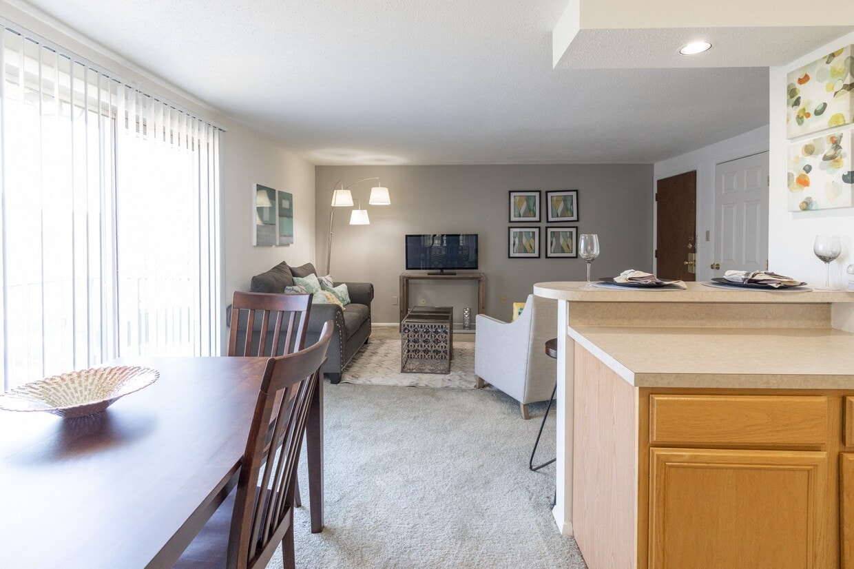 Ashmore Trace - 902 Wallington Cir Greenwood, IN 46143 | Apartments.com