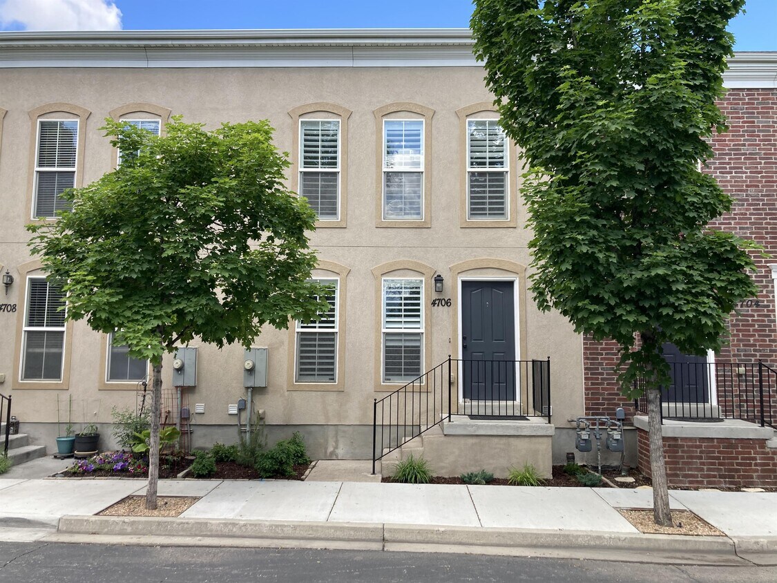 4706 S McCallan Way, Murray, UT 84107 - Townhome Rentals in Murray UT ...