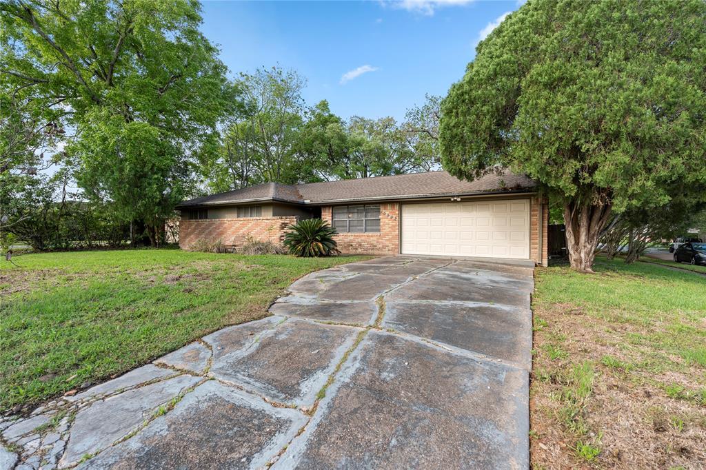 10902 Chimney Rock Rd, Houston, TX 77096 - House Rental in Houston, TX ...