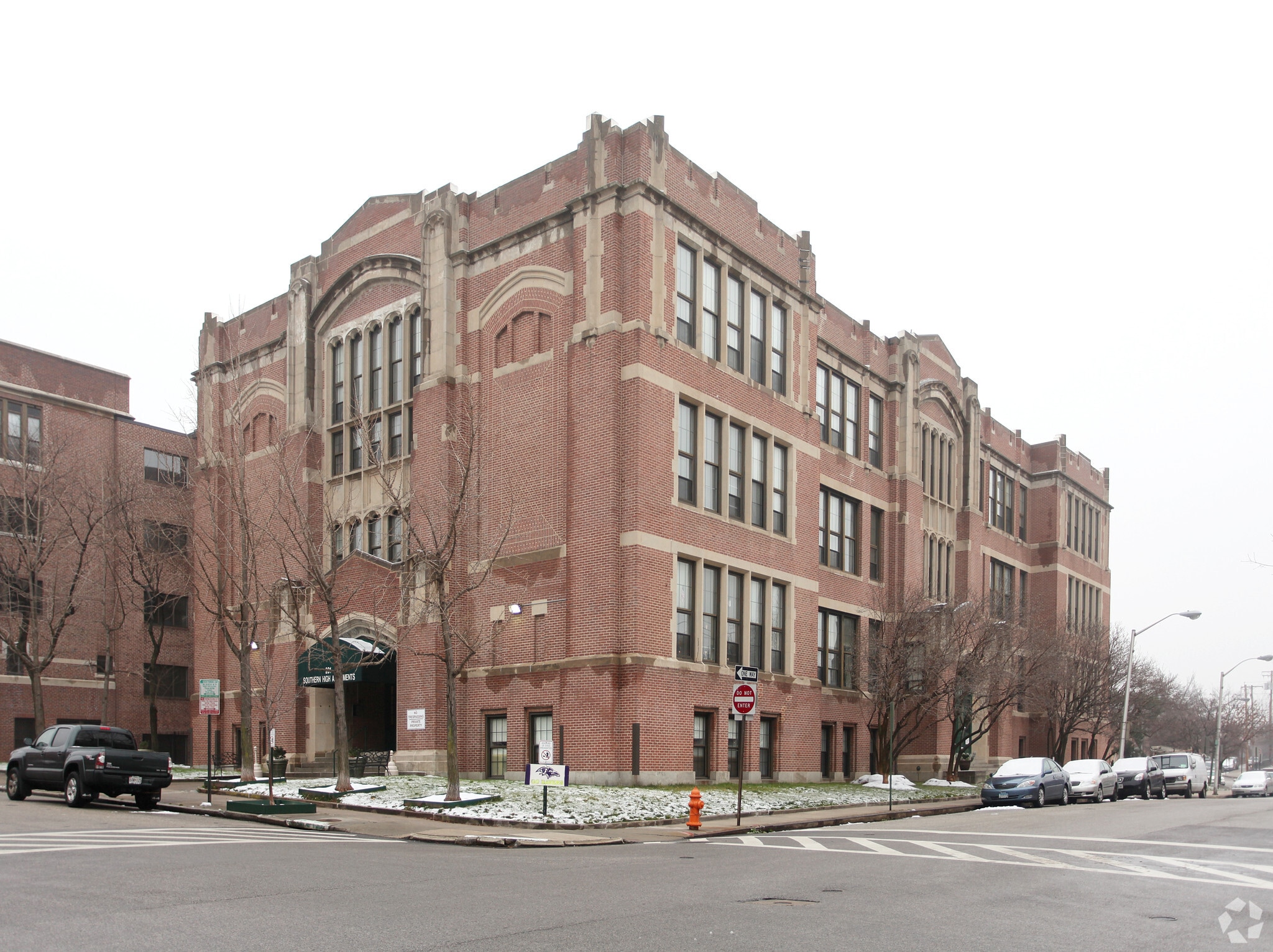 Southern High Apartments - 201 Warren Ave Baltimore, MD 21230 ...