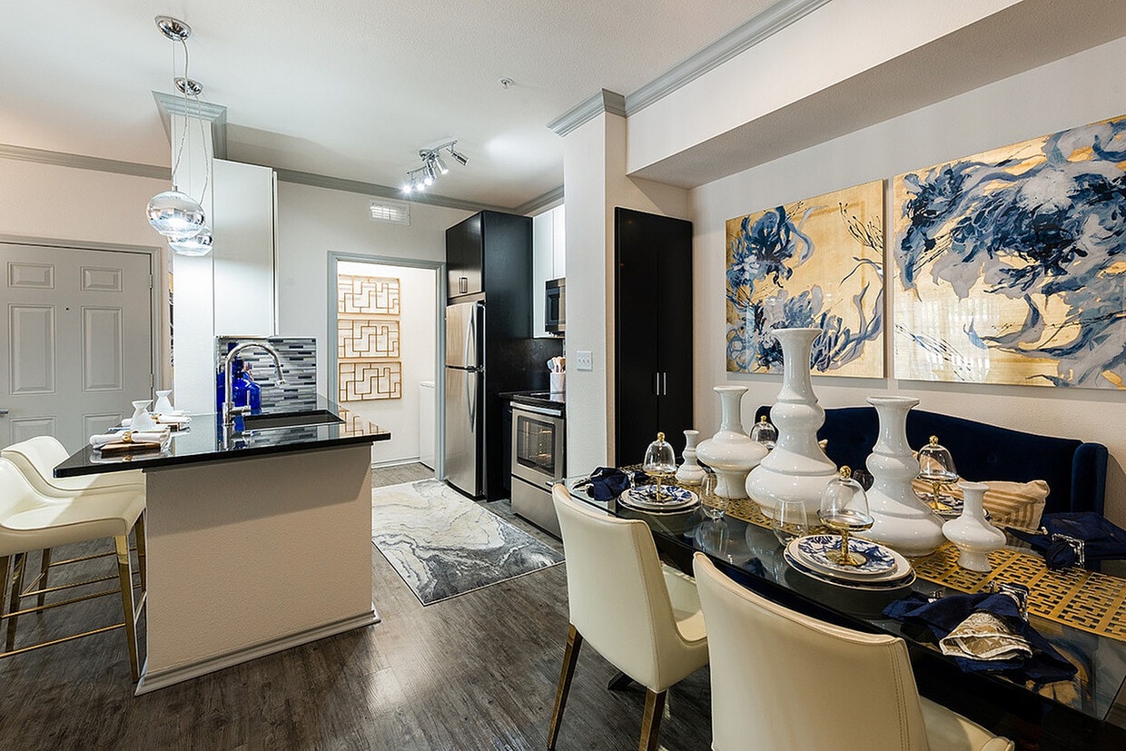 Oak Row North Dallas - 17811 Vail St Dallas, TX 75287 | Apartments.com