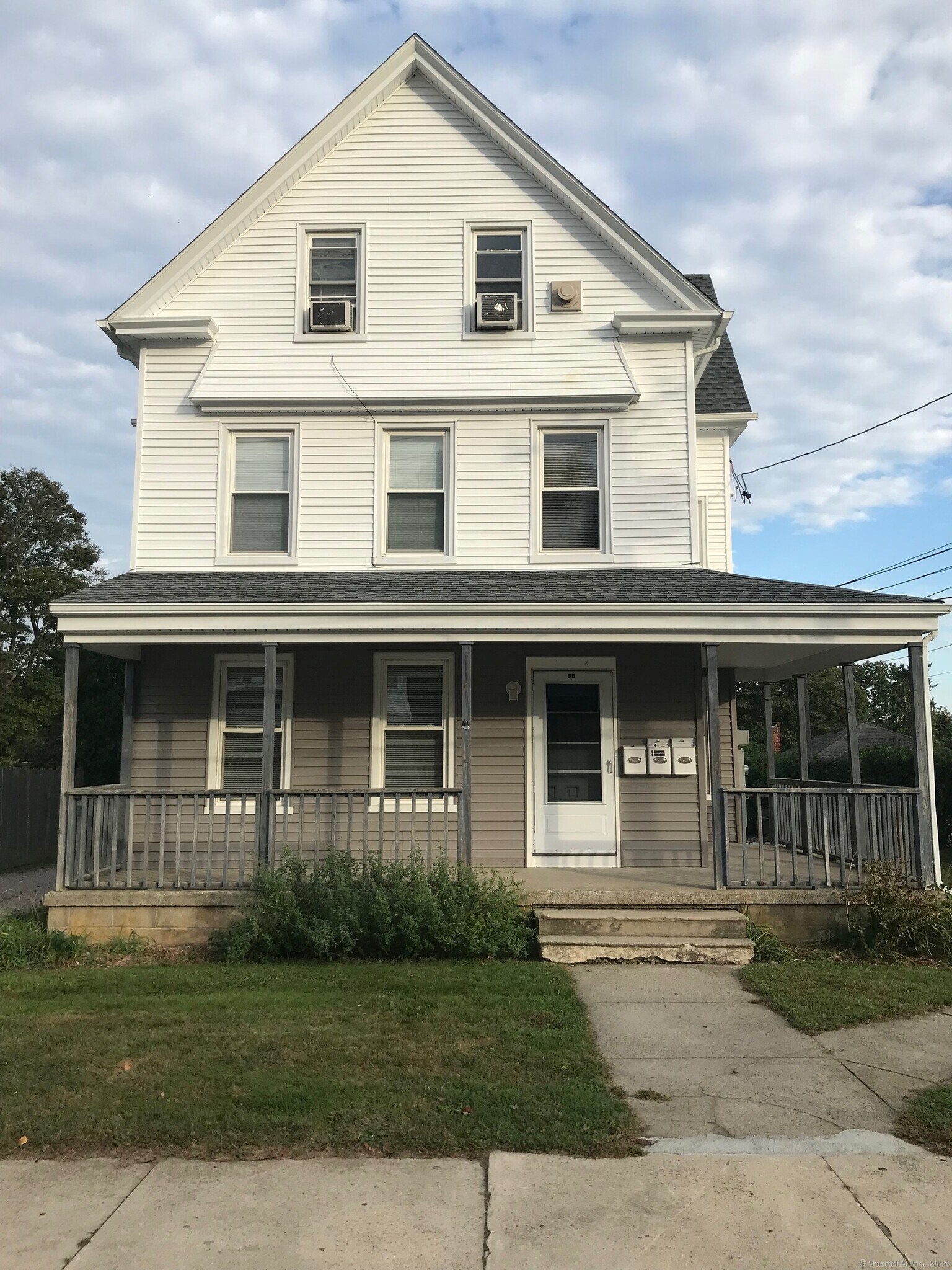 43 Stillman Ave Unit 2nd floor, Stonington, CT 06379 - Room for Rent in ...