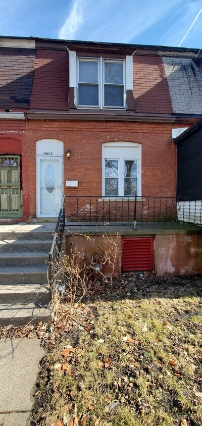 10617 S Champlain Ave, Chicago, IL 60628 - Townhome Rentals in Chicago ...