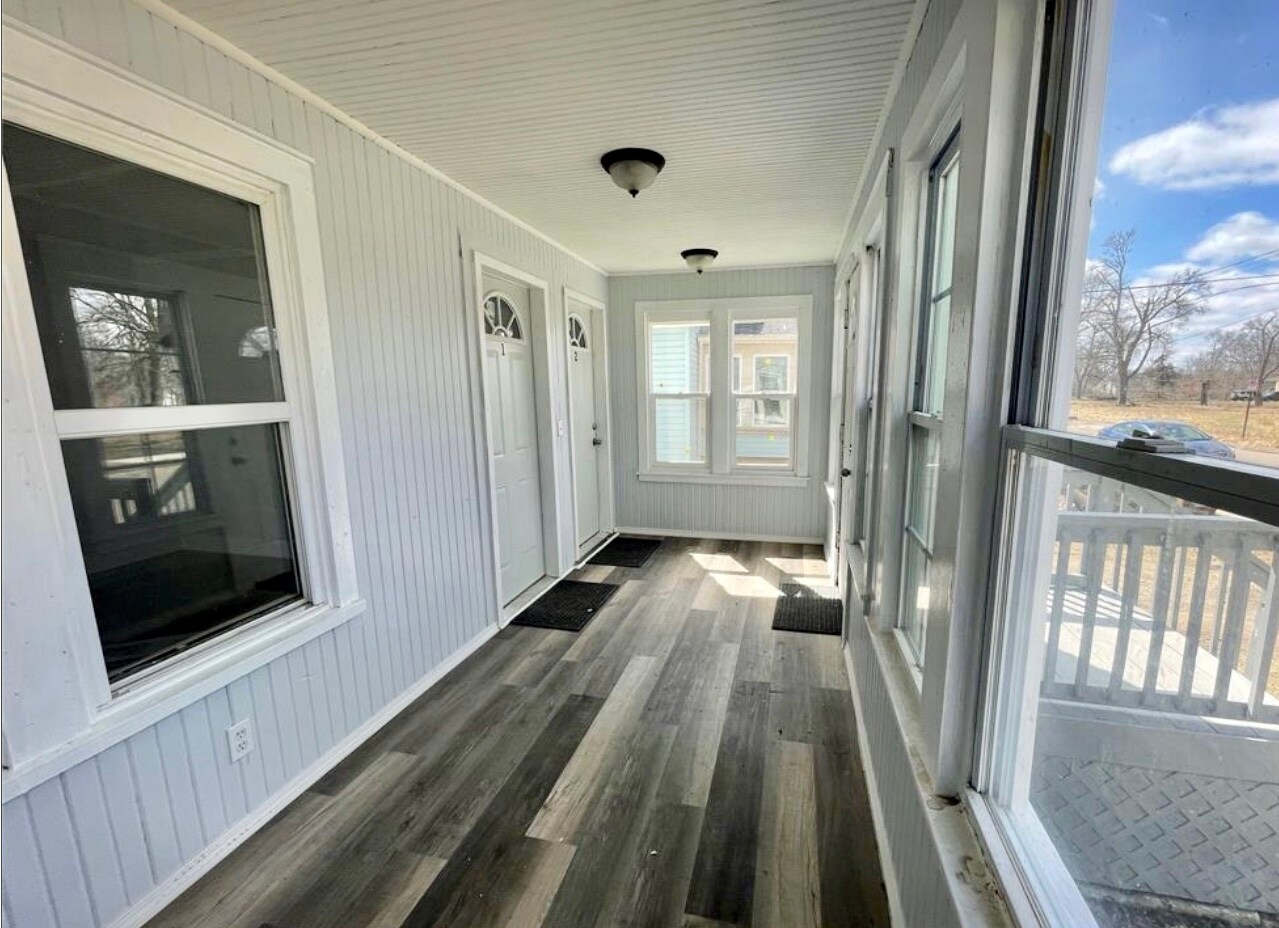 20 Frank St, Pontiac, MI 48342 - 20 Frank St Pontiac, MI 48342 ...